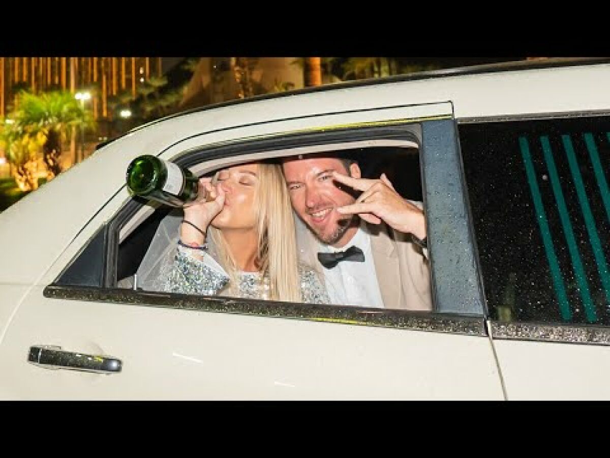 Lloyd & Mandy is Travel YouTubers